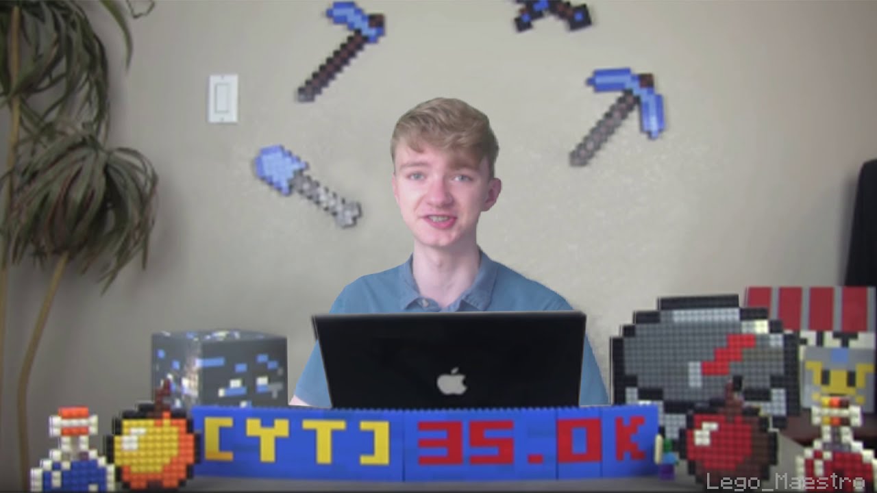 If Minecraft YouTubers Were Honest... - YouTube