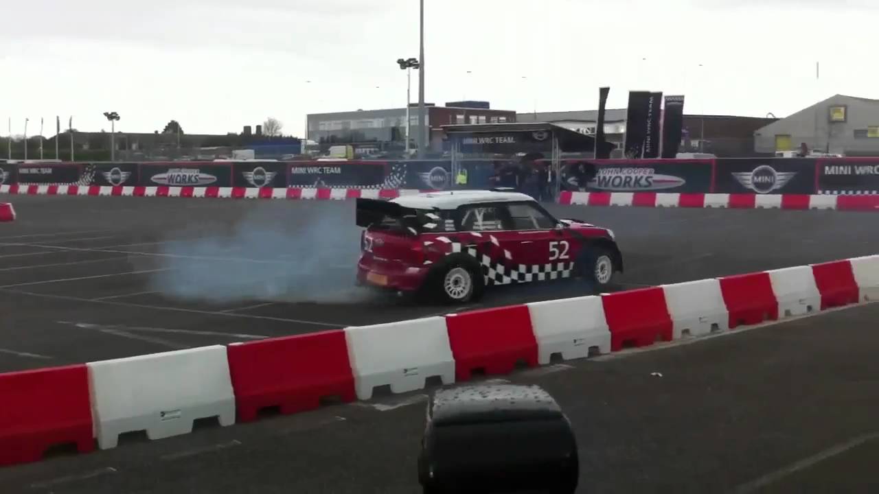 MINI WRC Demonstration, Kris Meeke - YouTube