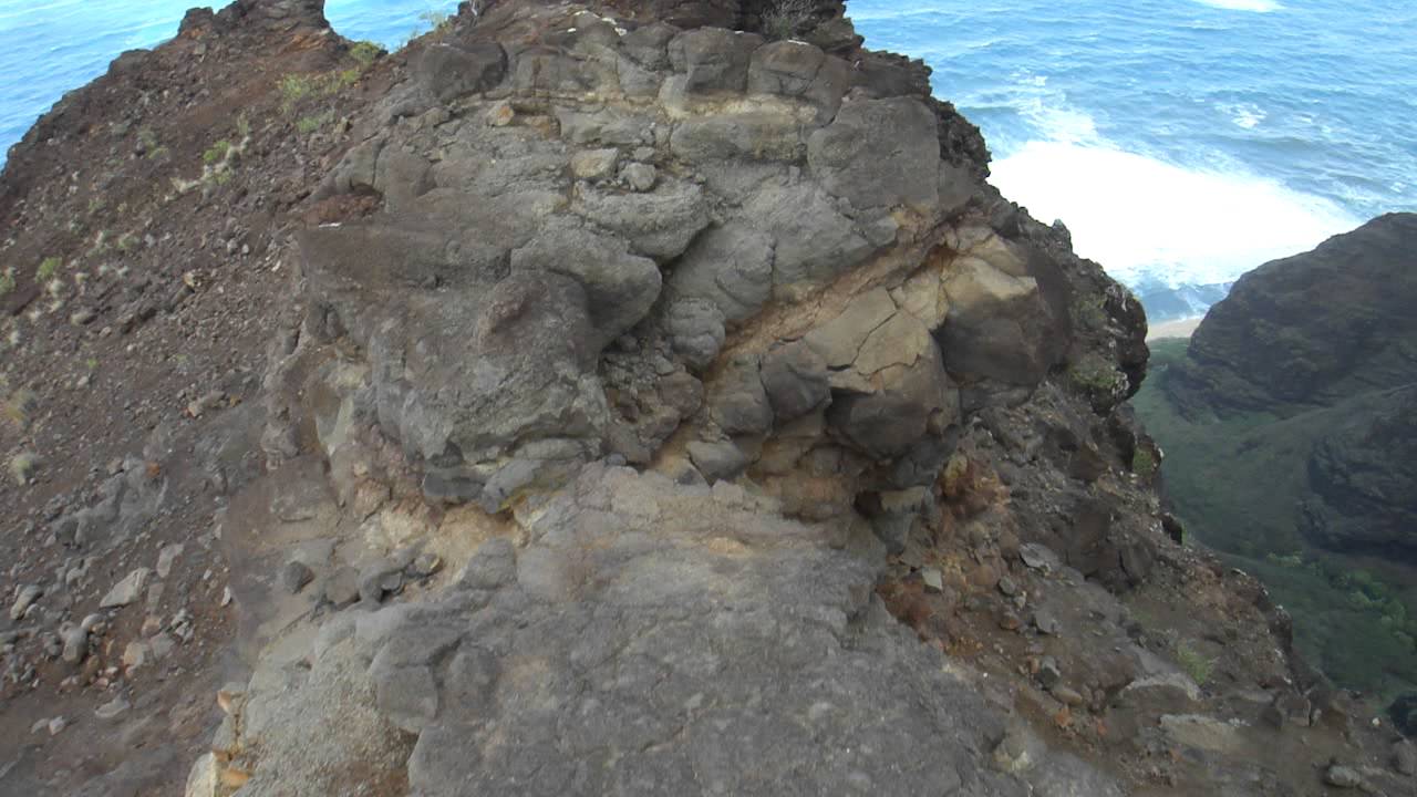 Miloli'i Ridge - YouTube