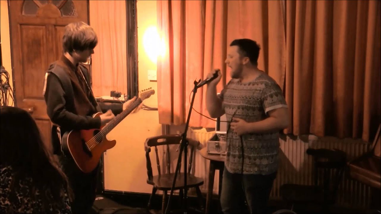 Leon Lambert Live At The Tudor Rose June 2015 - YouTube