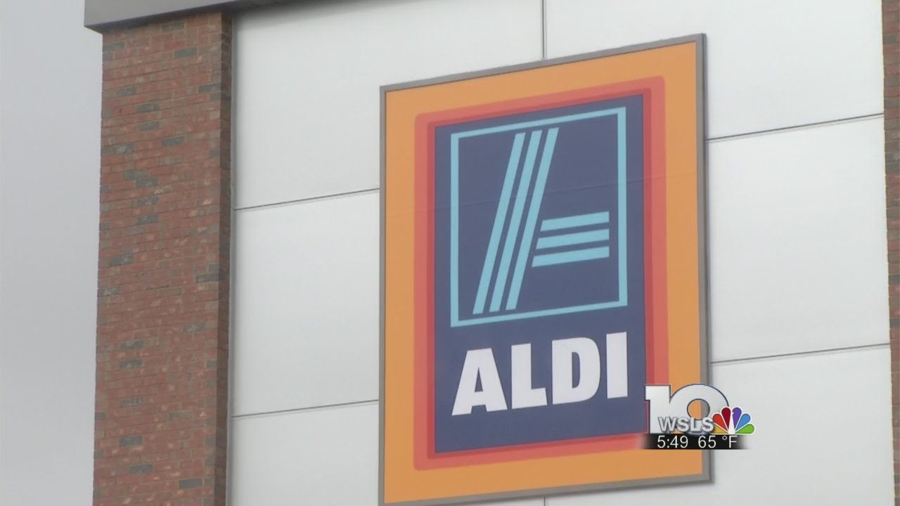 New Aldi's in Roanoke attracts hundreds to grand opening - YouTube