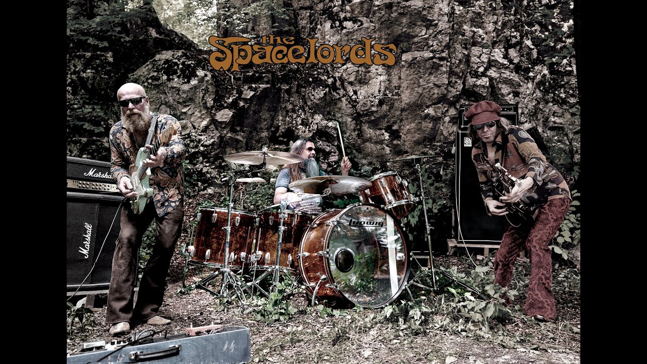 The Spacelords F.K.B.D.F. ( official videoclip ) - YouTube