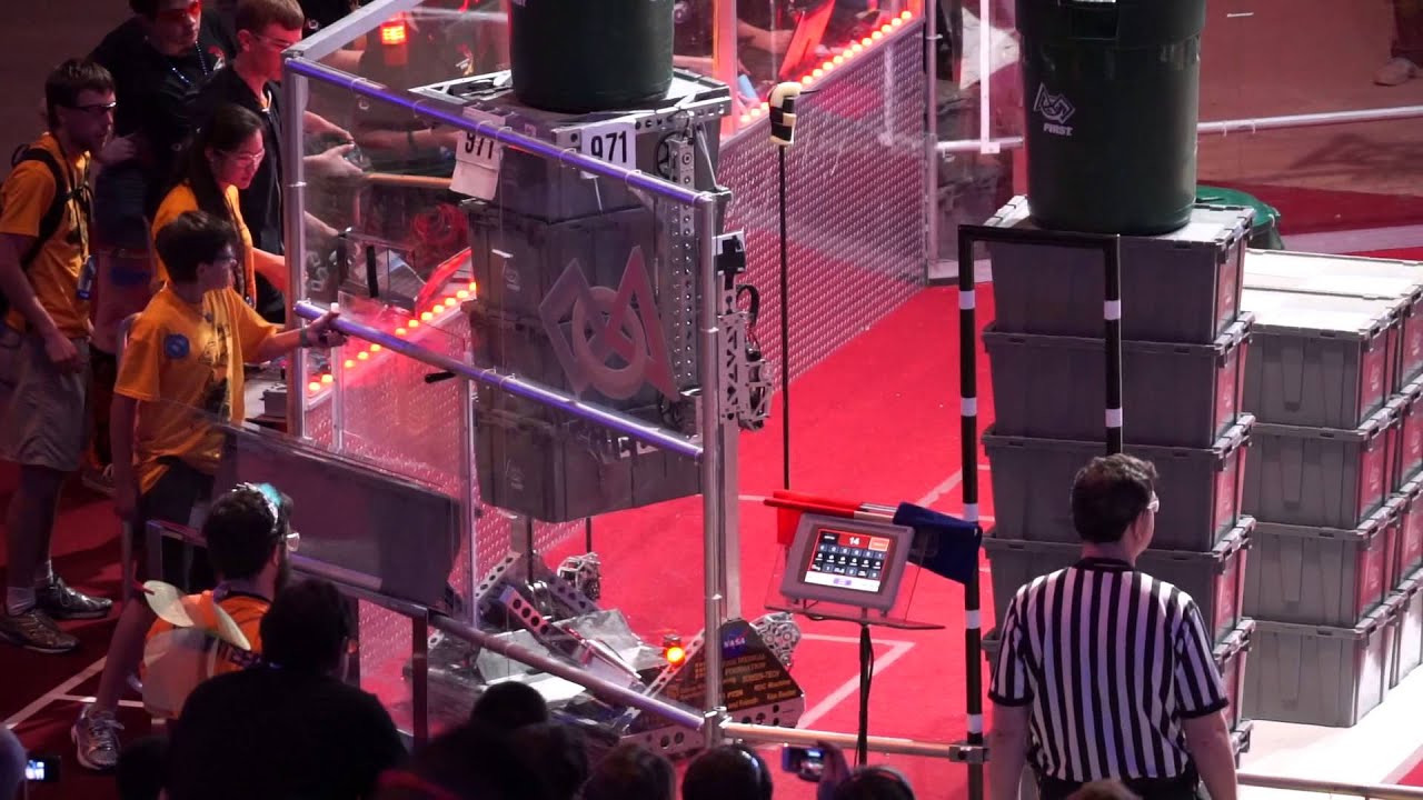 2015 FRC Championship St Louis, match #124 - FRC Team #971 Spartan ...