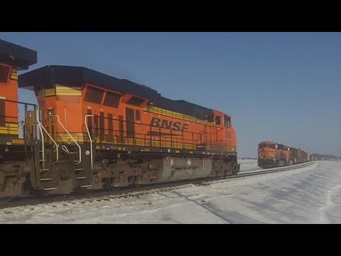 BNSF 5939 & 4892 West Near Osborn, IL - YouTube