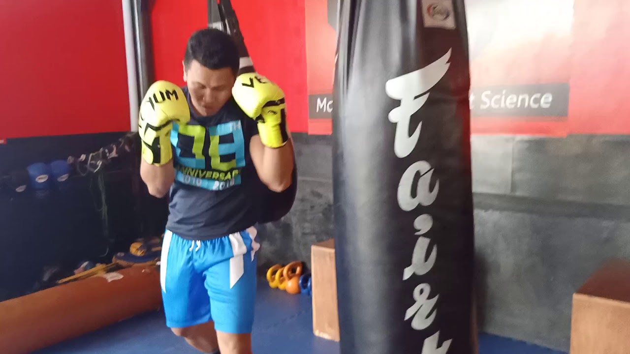 Boxing Marko - YouTube