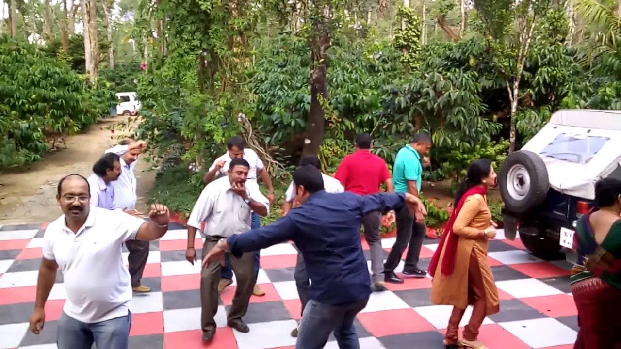 Coorg Kodava dance - YouTube