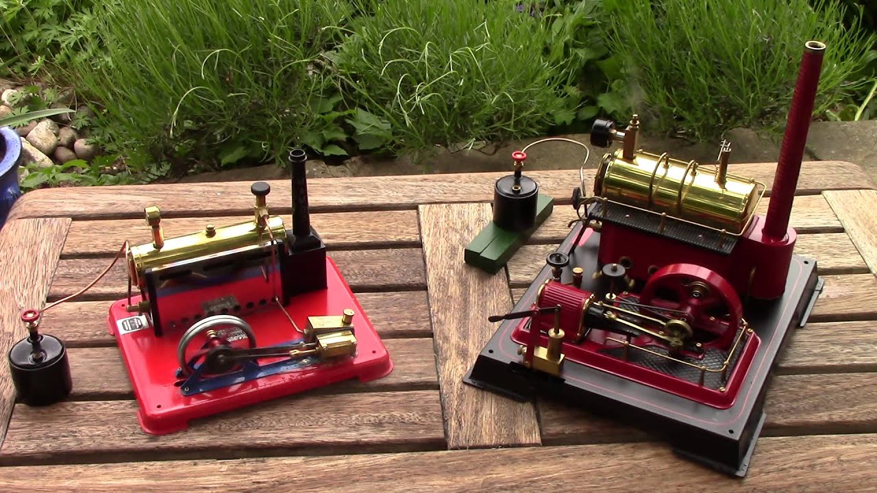Mamod SP6 & Wilesco D21 - YouTube