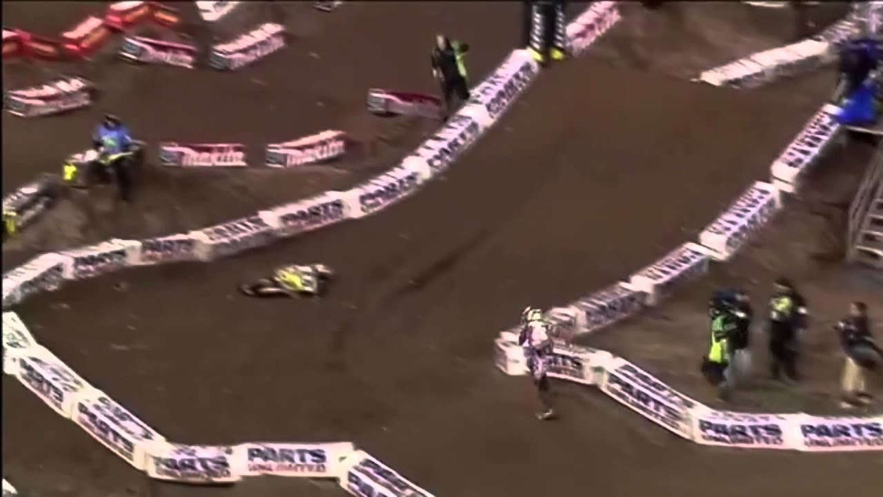 football vs motocross - YouTube