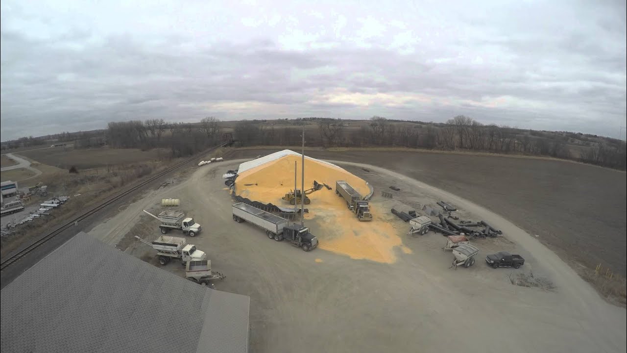 Grain Bunker Time Lapse 2/25/16 - YouTube