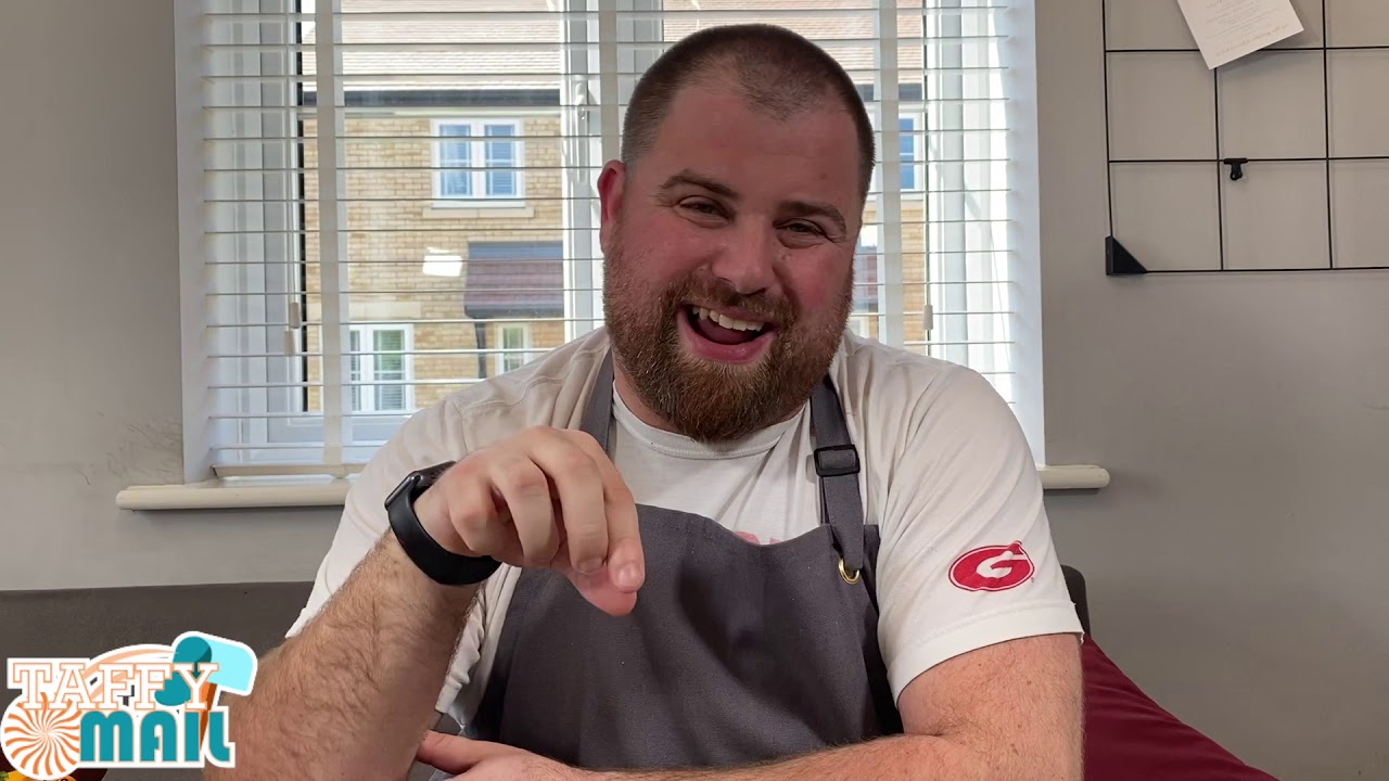 👊 CHEESE ON TOAST WARS 👊 - YouTube