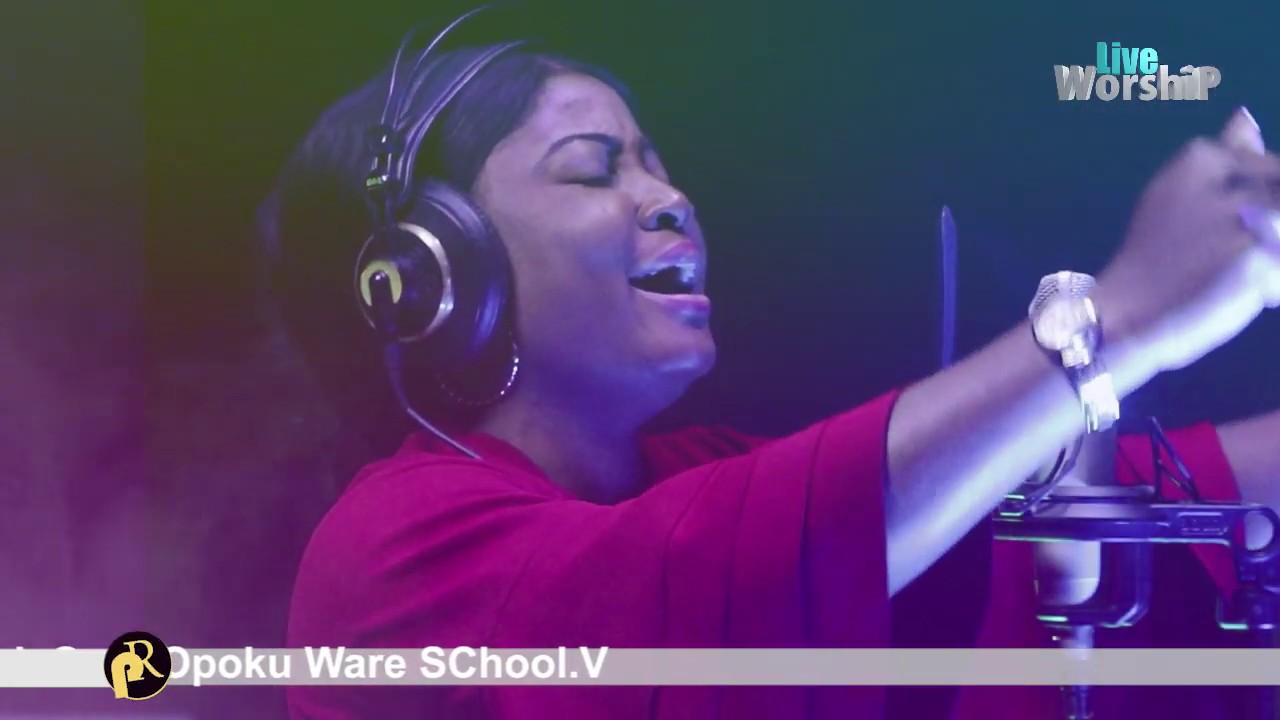 MABEL OKYERE - ALL SAINTS WORSHIP (Ahotefo Nyinara Sore3) - YouTube