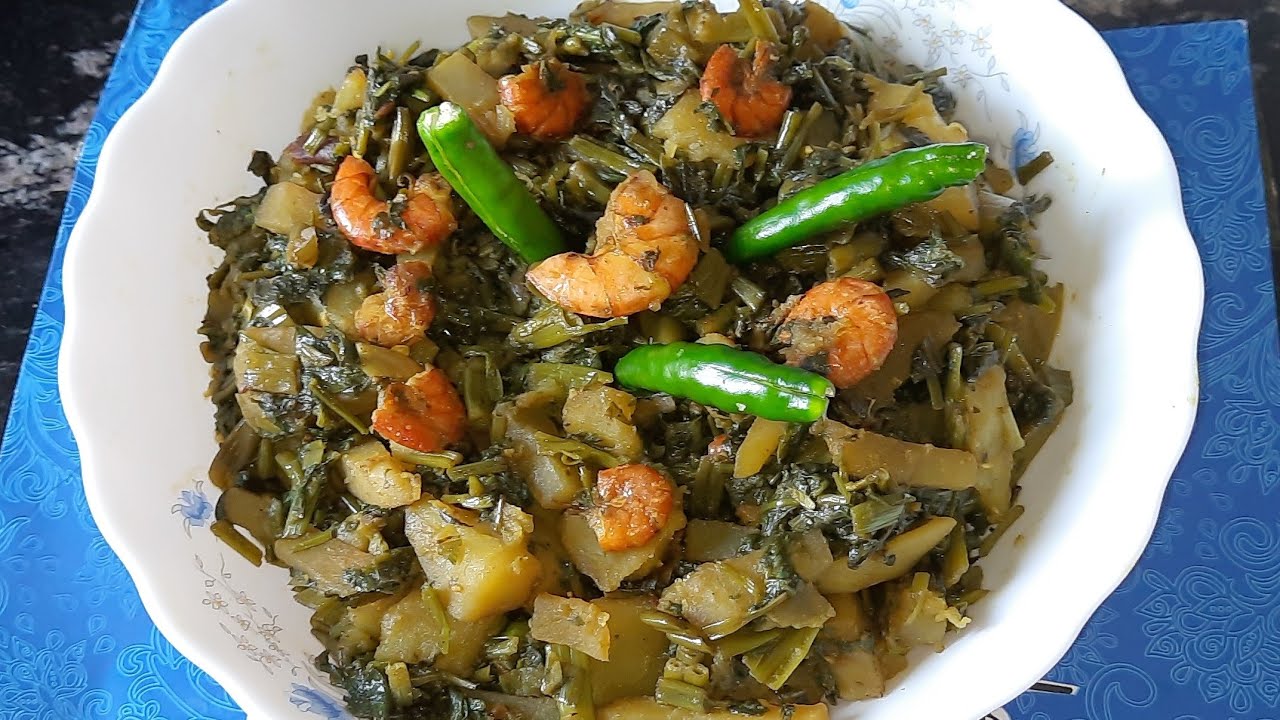 কলমি শাক দিয়ে চিংড়ি মাছ রেসিপি,kolmi shak with prawn recipe - YouTube