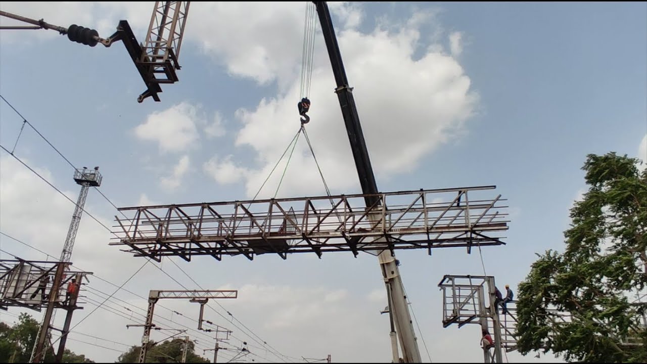 #railway ll How to dismantle FOB(Foot On Bridge) by giant crane.fob ko ...