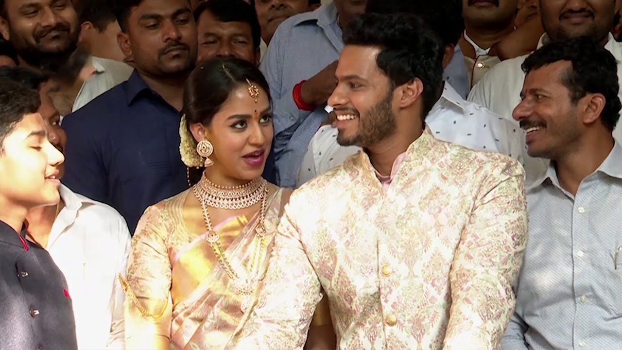 Nikhil Kumaraswamy Revathi First Reaction After Engagement | Nikhil ...