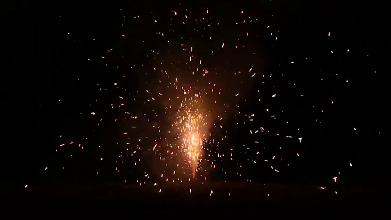 Pyro Gyro - #7843 - Alamo Fireworks - YouTube