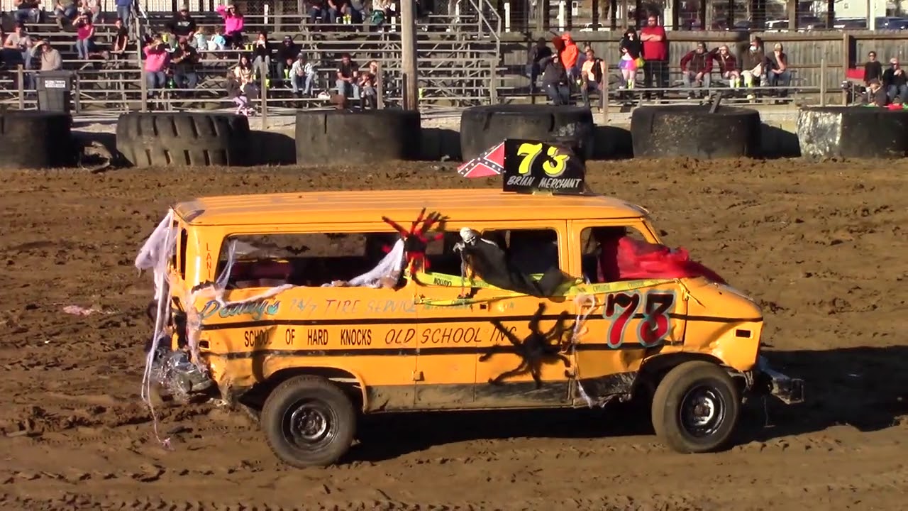 Fullsize Van Derby Owen Co Halloween 2020 - YouTube