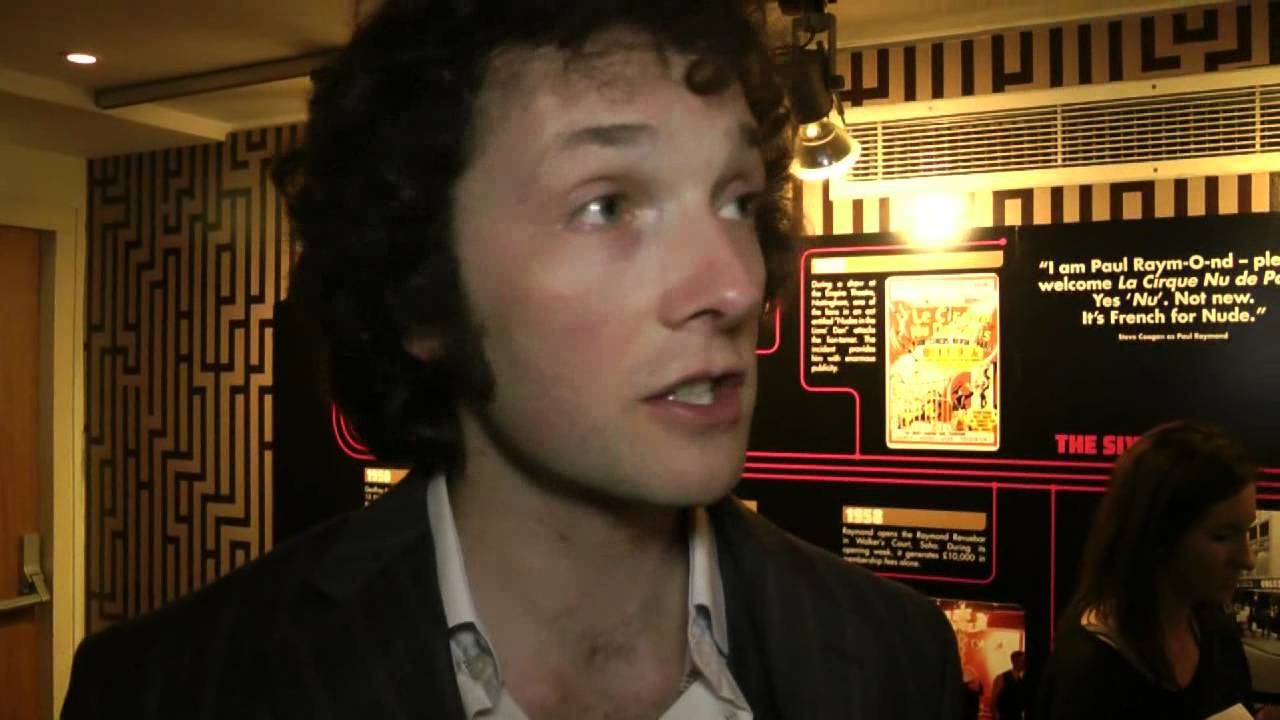 Chris Addison Interview - The Look of Love Premiere - YouTube