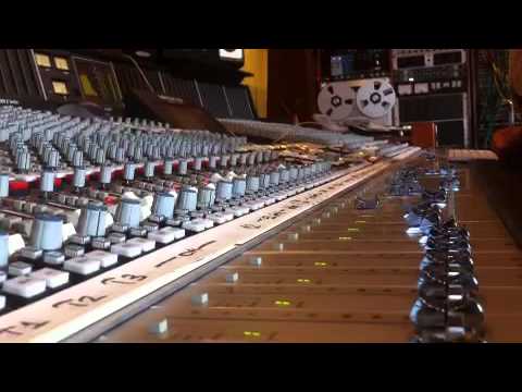 Mixing 1 SSL 9000k - YouTube