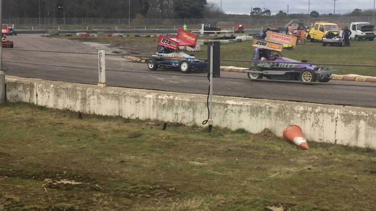 Superstox/F2s Heat 2 Swaffham Raceway 11/02/18. - YouTube