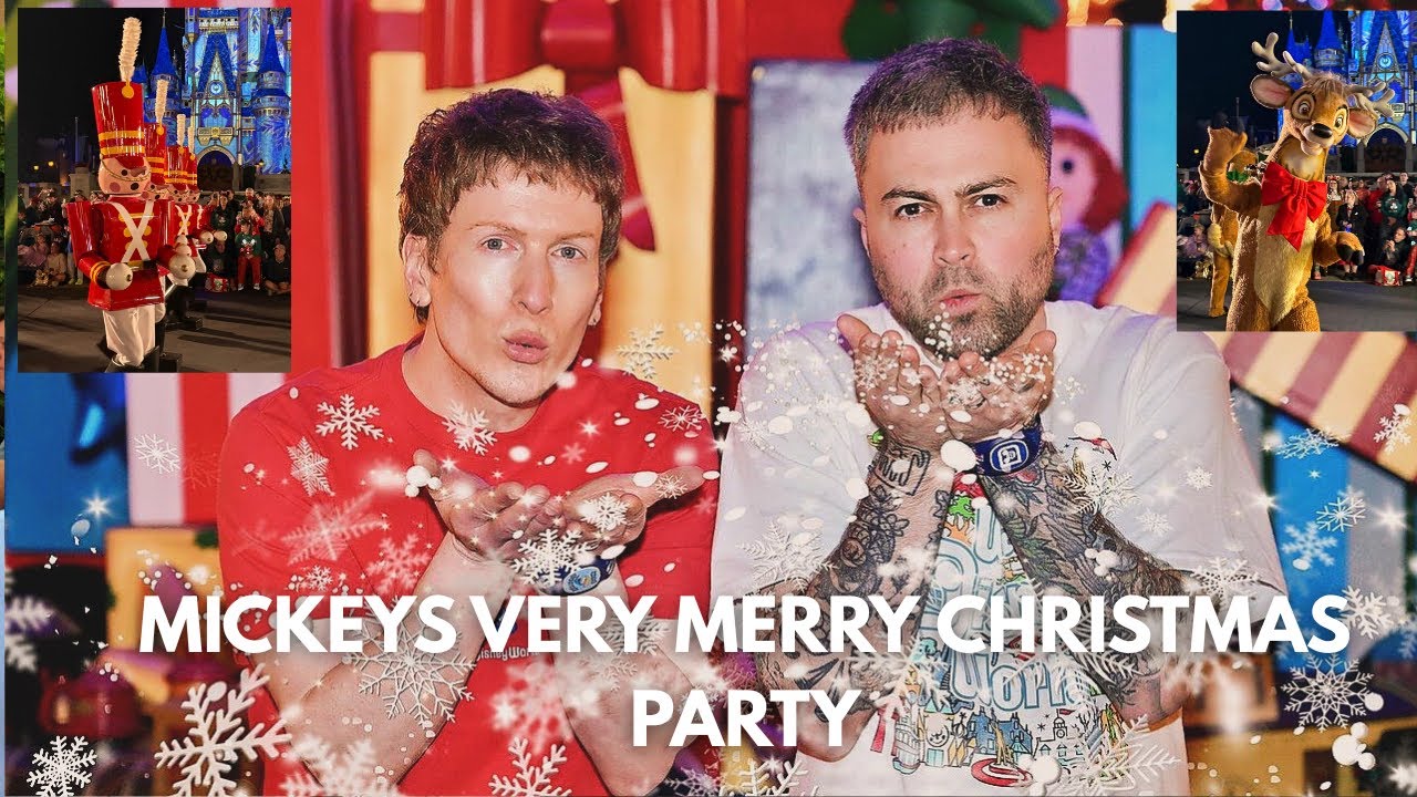 Mickeys Very Merry Christmas Party at Disneys Magic Kingdom Full Parade ...