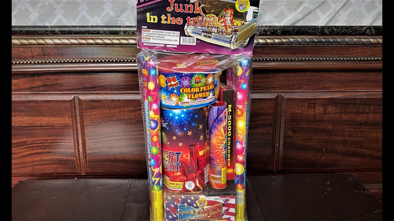 World Class Fireworks - Junk In The Trunk Assortment Unboxing - YouTube