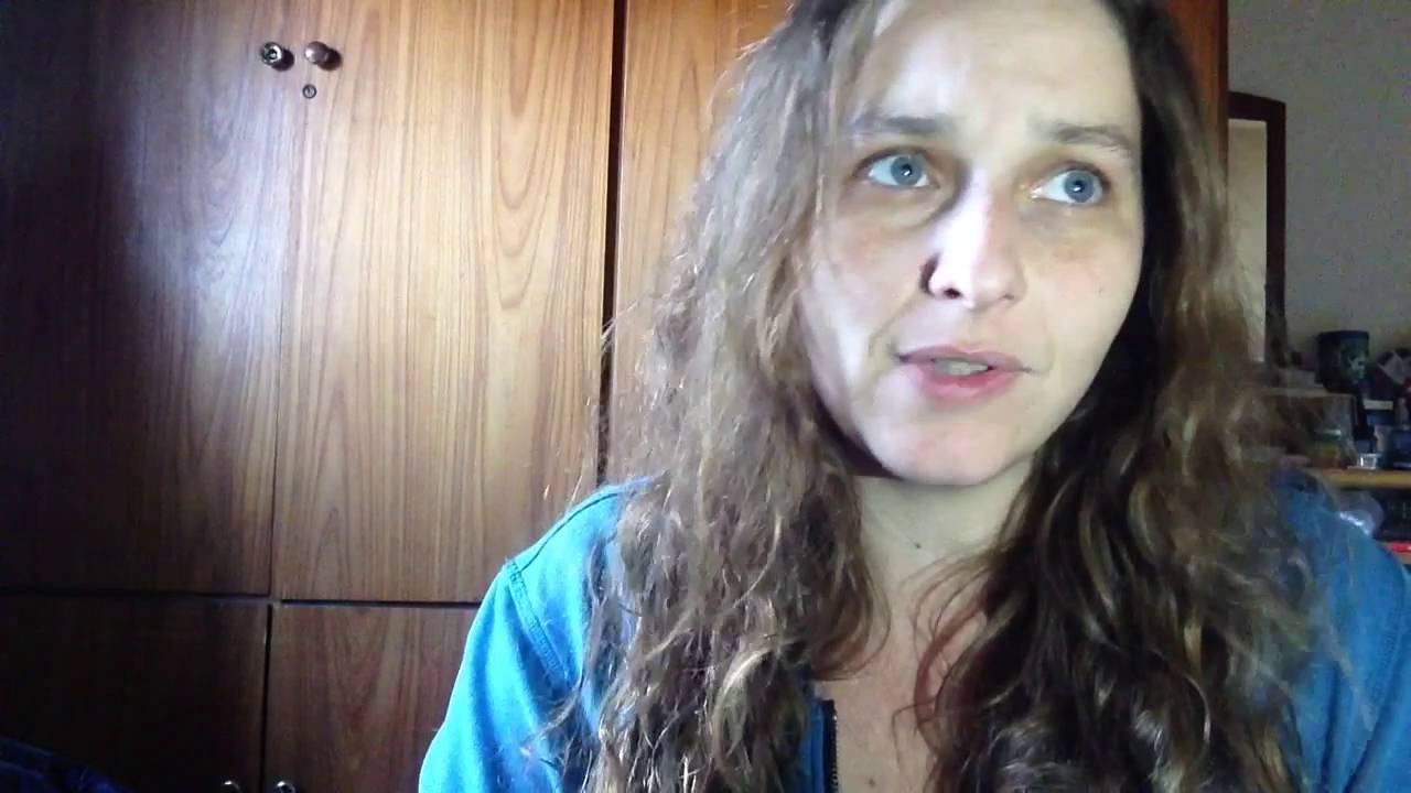 O que está acontecendo com a YouTuber Marina Joyce? - YouTube