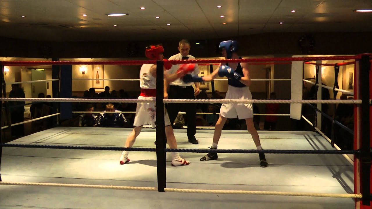 Clark Smith v Dylan Doyle - YouTube