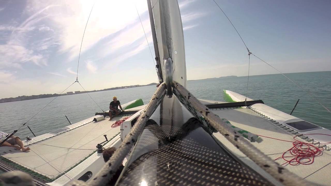 Carbon fiber Sailing trimaran 3 - YouTube