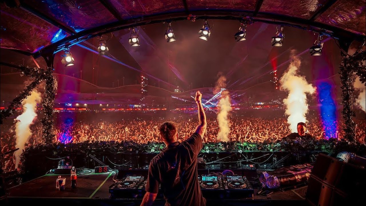 Headhunterz @ Knockout Outdoor 2023 | HSU EVENTS - YouTube