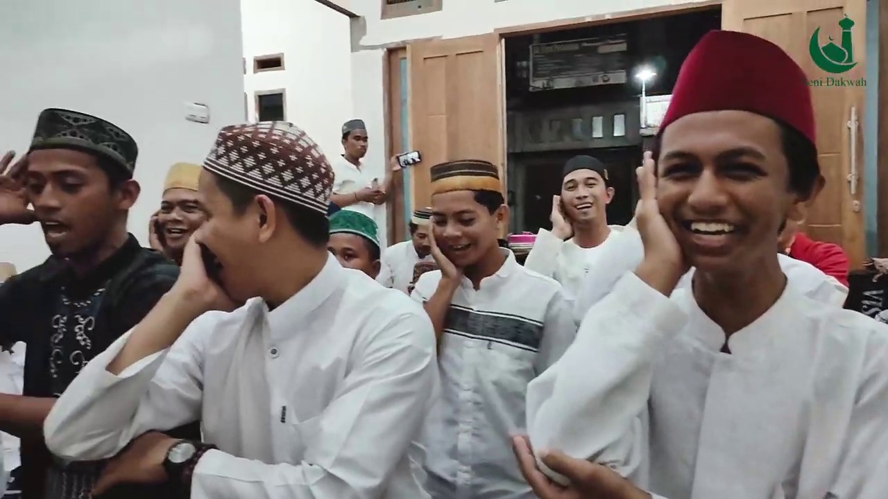 Zikir Hadrah Tar Pontianak (Semangat Bekobar, Persatuan Kita) - YouTube