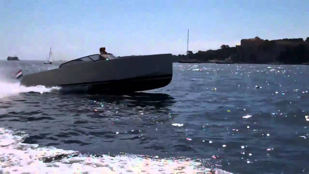 VanDutch 30 first performance on the Mediterranean - YouTube