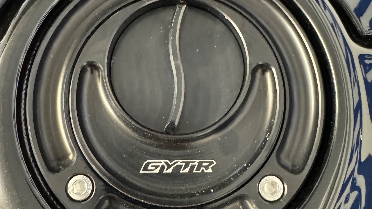 Yamaha R1M - 4. GYTR Tankdeckel/ Fuel Cap (inkl. Montageversuch :D ...