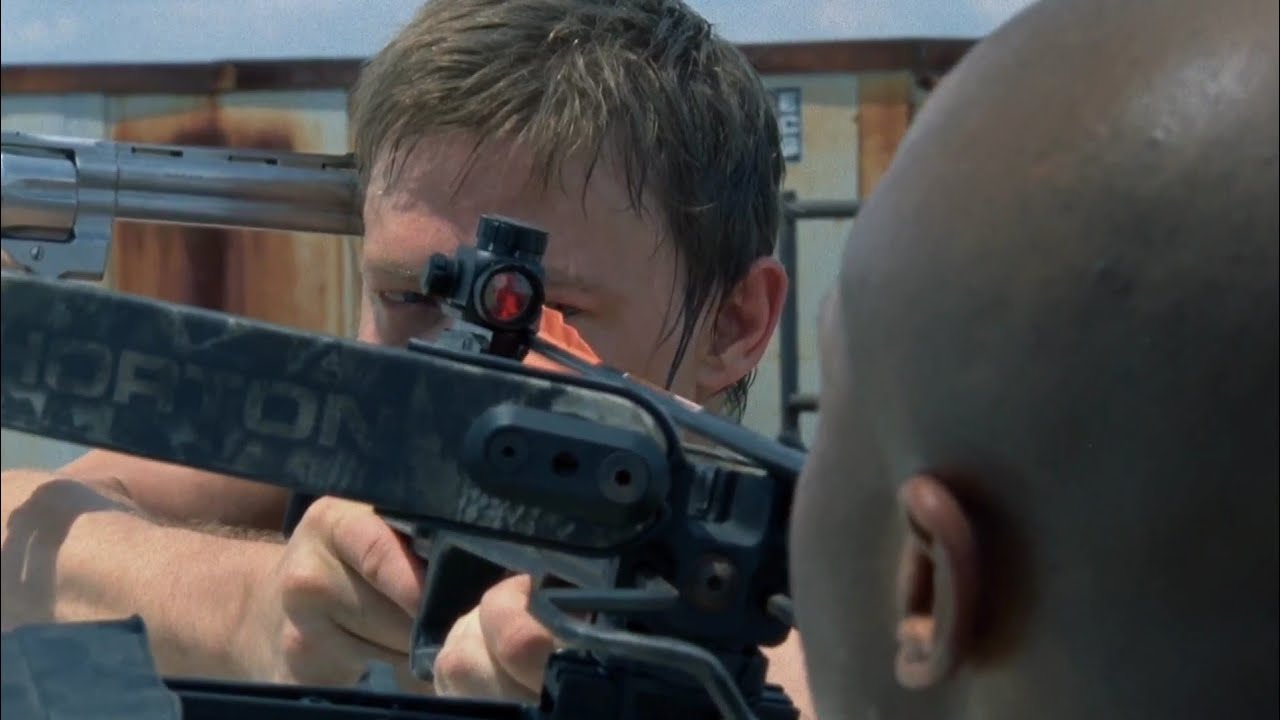 TWD S1E4 - Daryl Puts Merle's Hand In Glenn's Backpack - YouTube