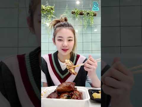 [FR SUB] ITZY LIA VLIVE MIDZYYY, did you eat dinner?🛒🙋🏻‍♀️