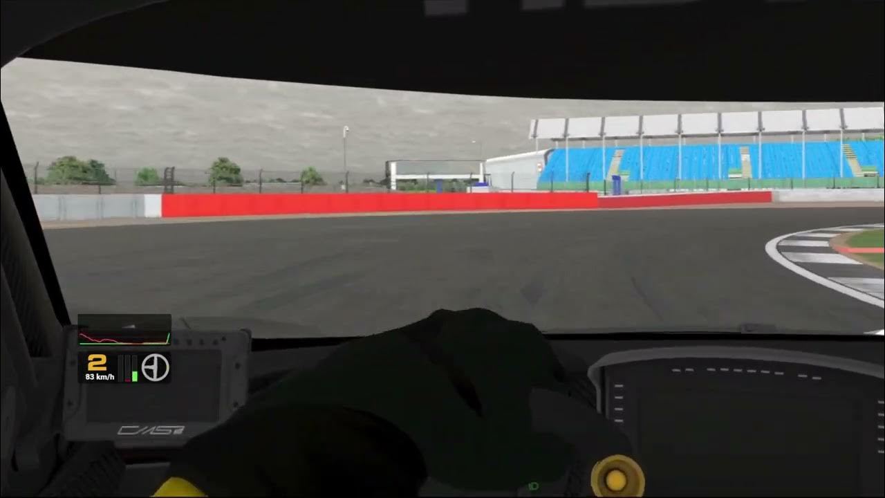 iRacing Onboard Lap: McLaren 720S GT3 EVO at Silverstone 24S4 IMSA - YouTube
