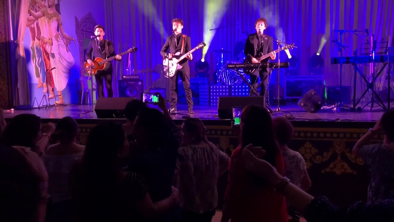 Reo Brothers (Live) Adelaide Concert 2019 - YouTube