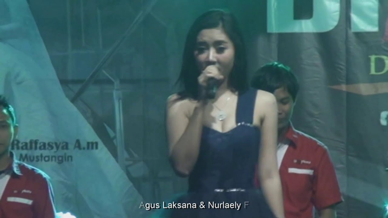 NOVI SASMITA_BUKAN TAK MAMPU_OM.DIVANGGA LIVE KARANG PUCUNG - YouTube