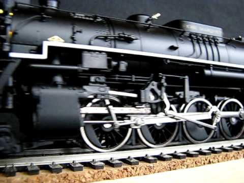 HO MTH 2-8-4 PM#1225 prototype ♪DCS SOUND♪.AVI - YouTube