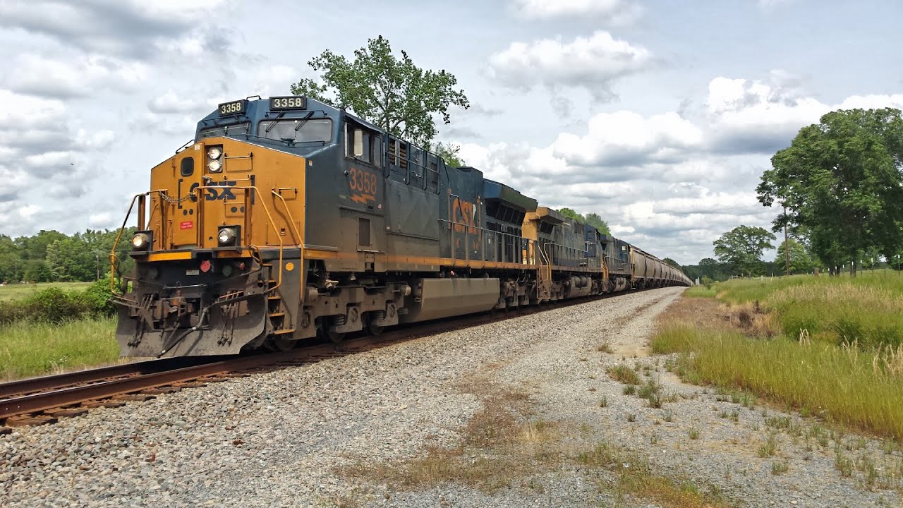 CSX Corn Train V152 With CSX Leader 3358 At Catawba SC On The CSX ...