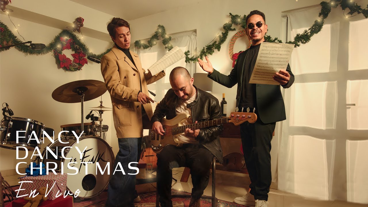 Fancy Dancy Christmas (En Vivo) - Le Funk - YouTube
