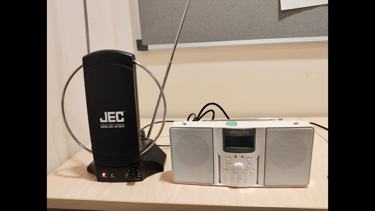 Improve FM reception using Indoor FM Antenna with Amplifier - YouTube