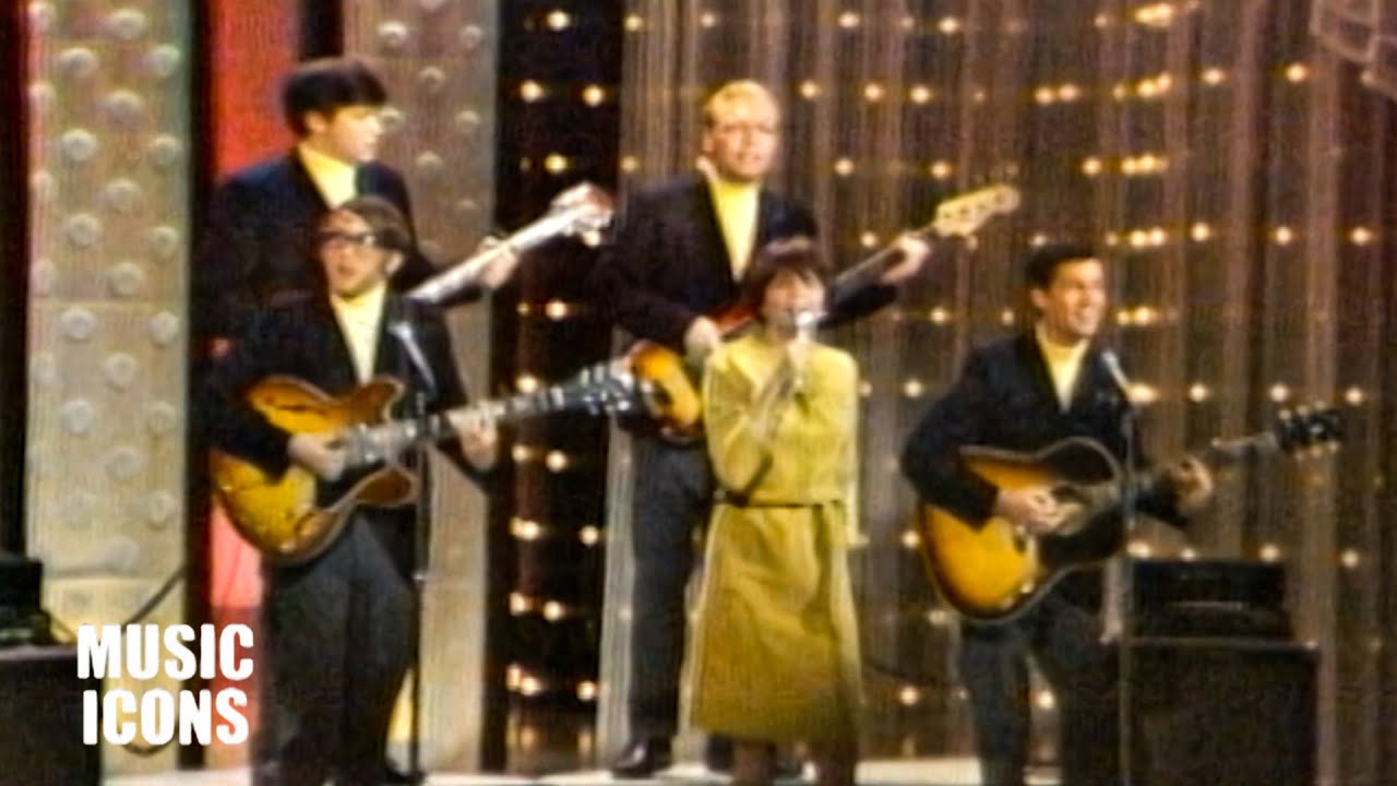 We Five -"You Were on My Mind" (Live) The Hollywood Palace (1965) - YouTube