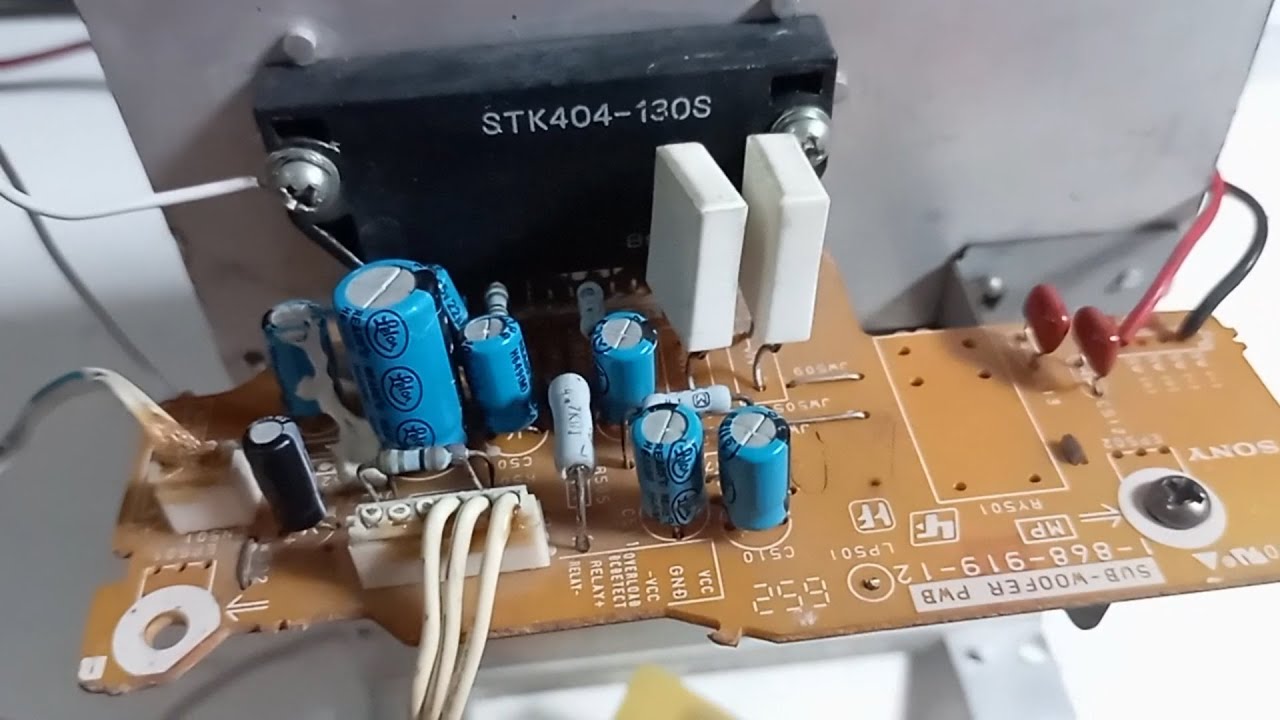 altavoz bluetooth casero usando el stk404-130s😱 - YouTube