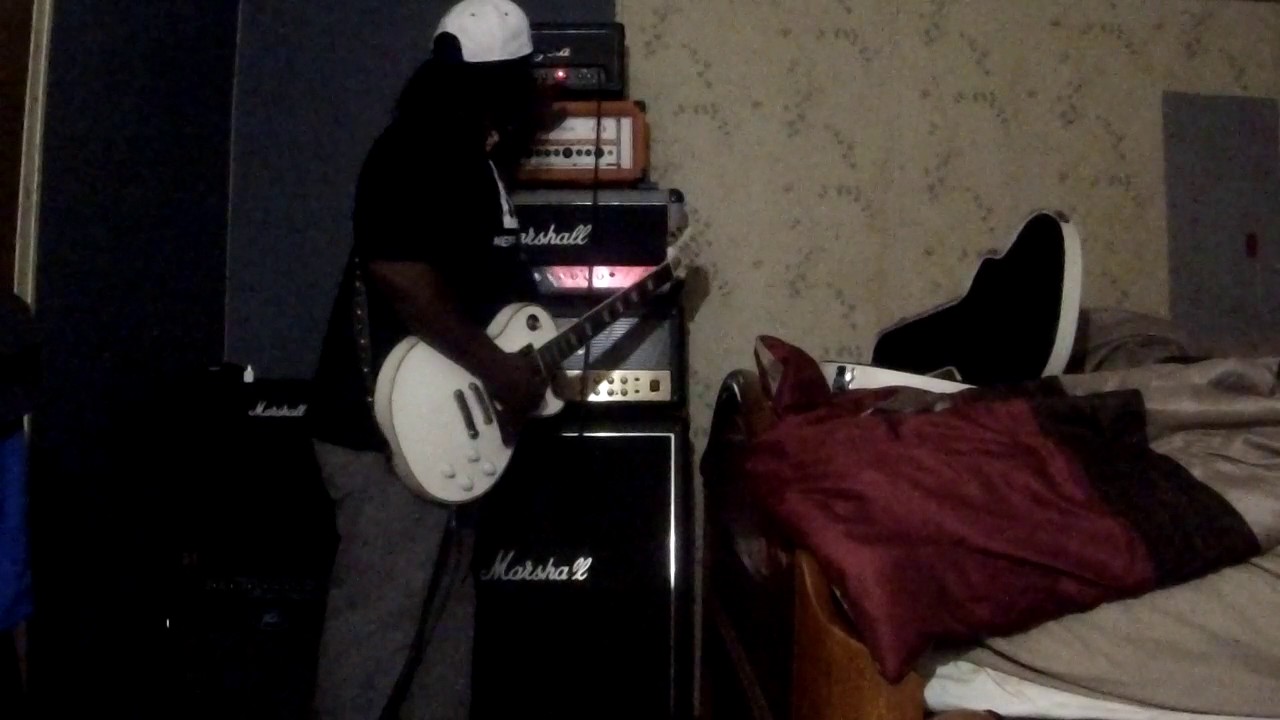 Bugera Infinium G5, 5 watt tube head - YouTube