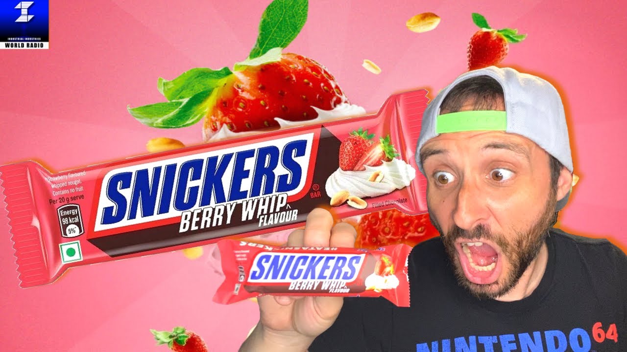 Snickers Berry Whip (Strawberry & Cream) Review | India Snickers - YouTube