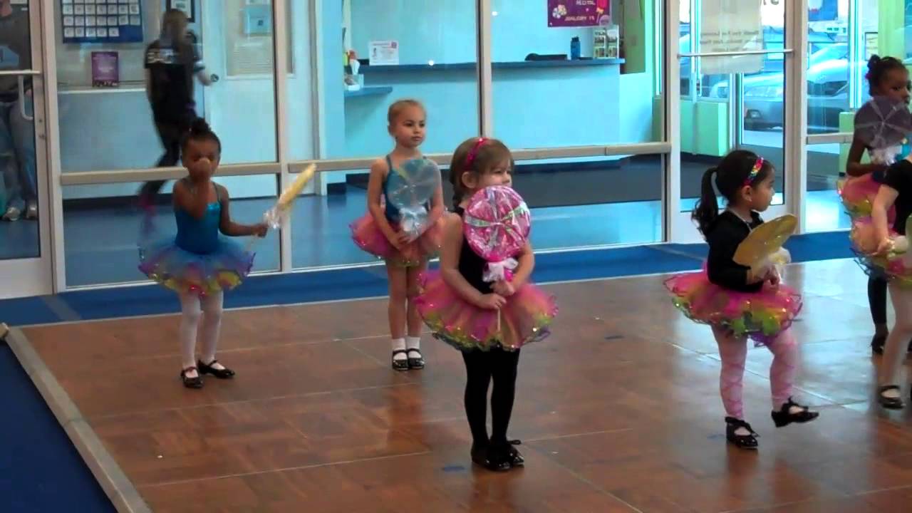 Claire's Candyland Dance Recital - Lollipop Dance - YouTube