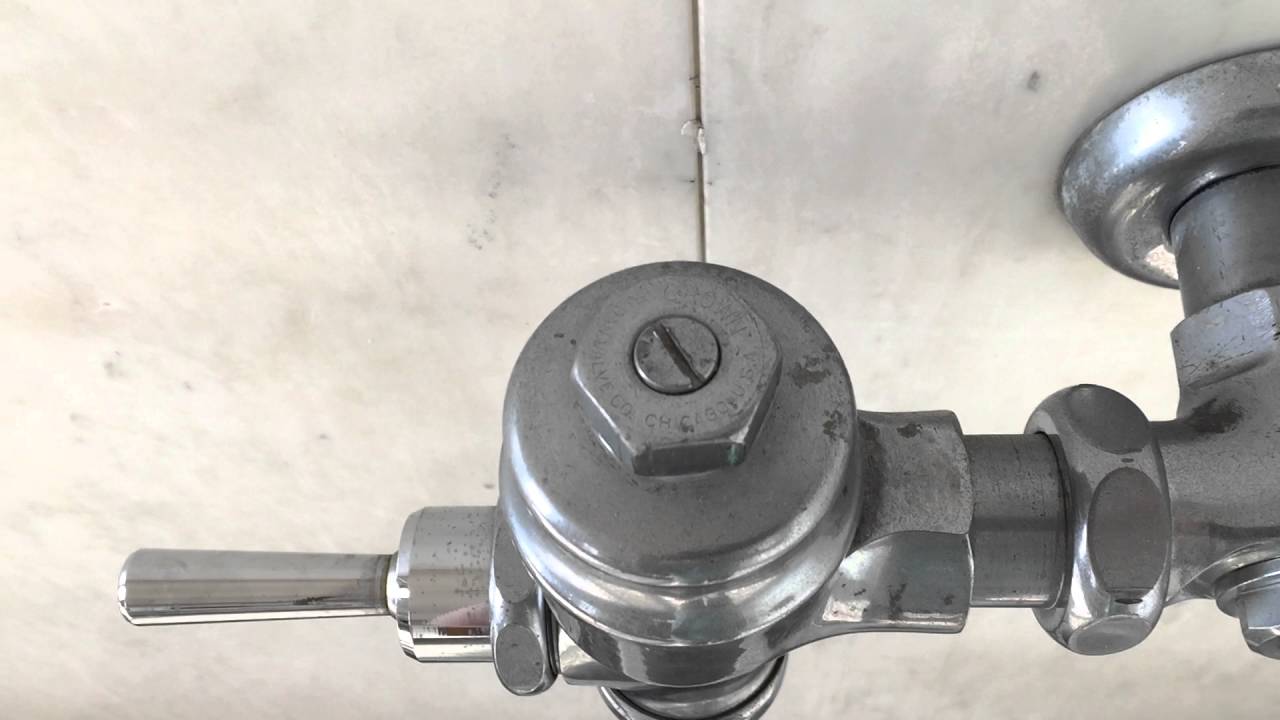 5151: 1949-1955 "Standard" Madstone Urinal - YouTube