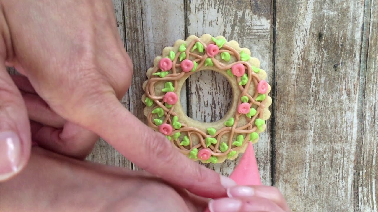 Spring Cookie Decorating with Royal Icing - YouTube
