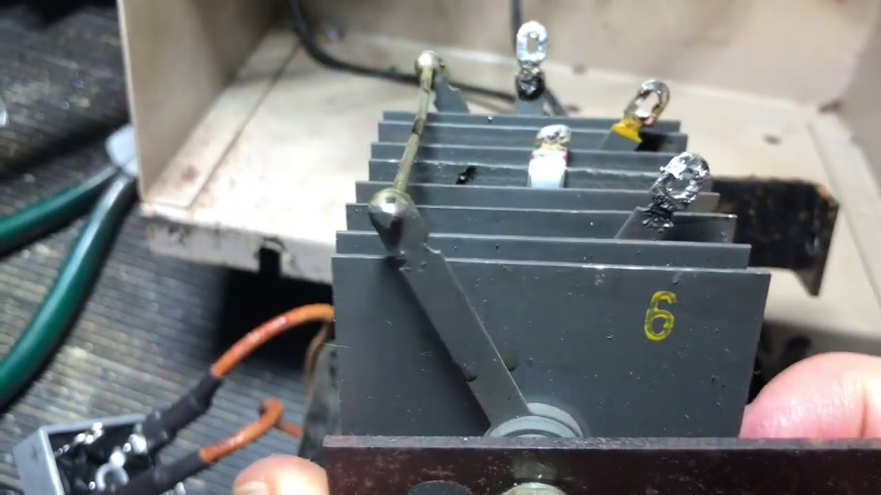 AMI E-120 Jukebox Rebuild - Part 8 - Bad Rectifier - YouTube