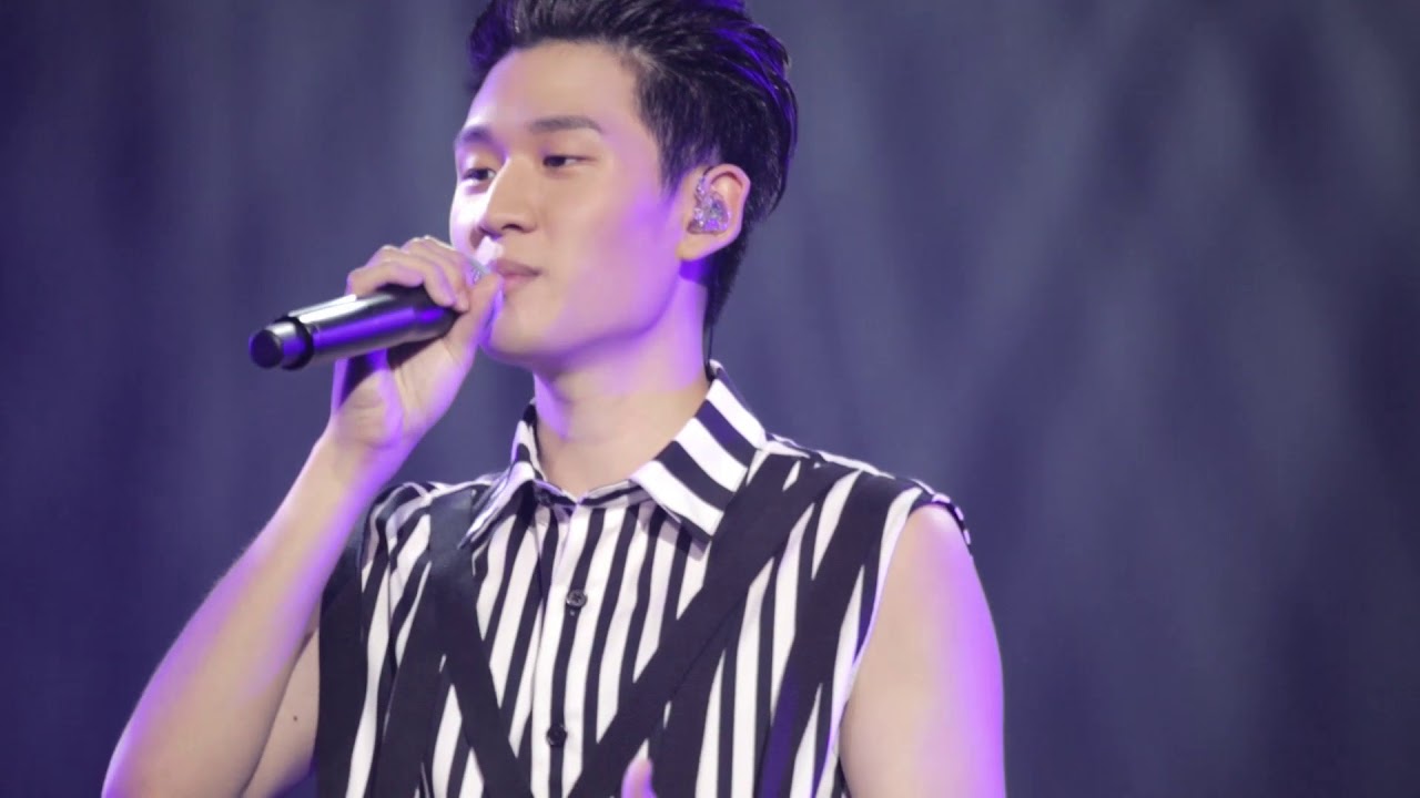 Eric Chou 周興哲《This is Love》个人演唱会-大馬站 幕後花絮 - YouTube